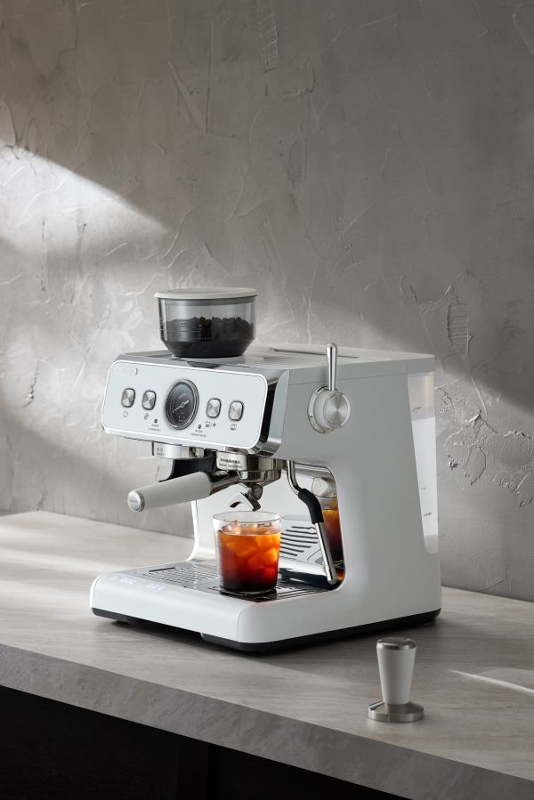 咖啡机种草，Barsetto百胜图BAE-2SAP与BAE-V1咖啡机哪款好？|咖啡机|咖啡_新浪科技_新浪网