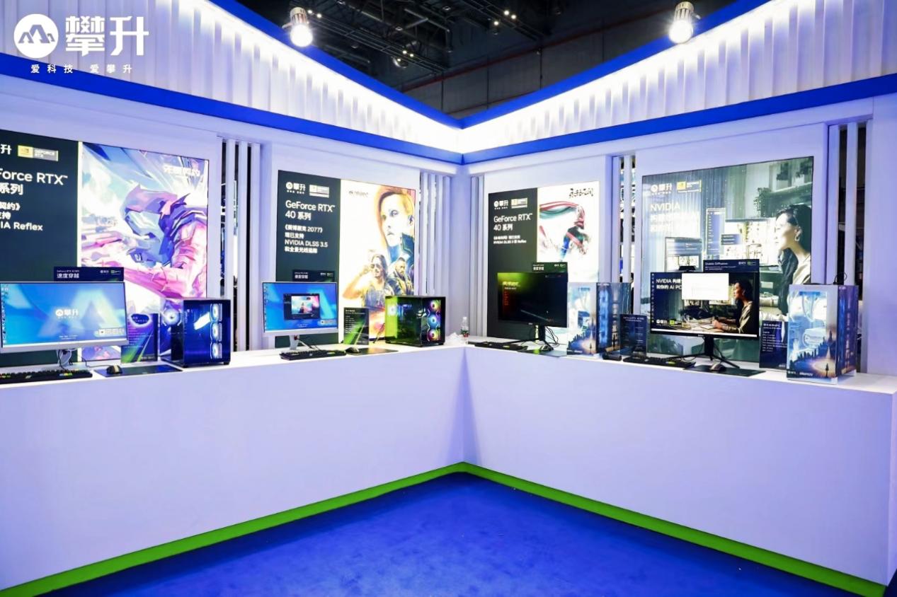 BW2024攀升AI国潮季圆满收官 RTXSUPER显卡大算力带来全新AI体验_新浪科技_新浪网