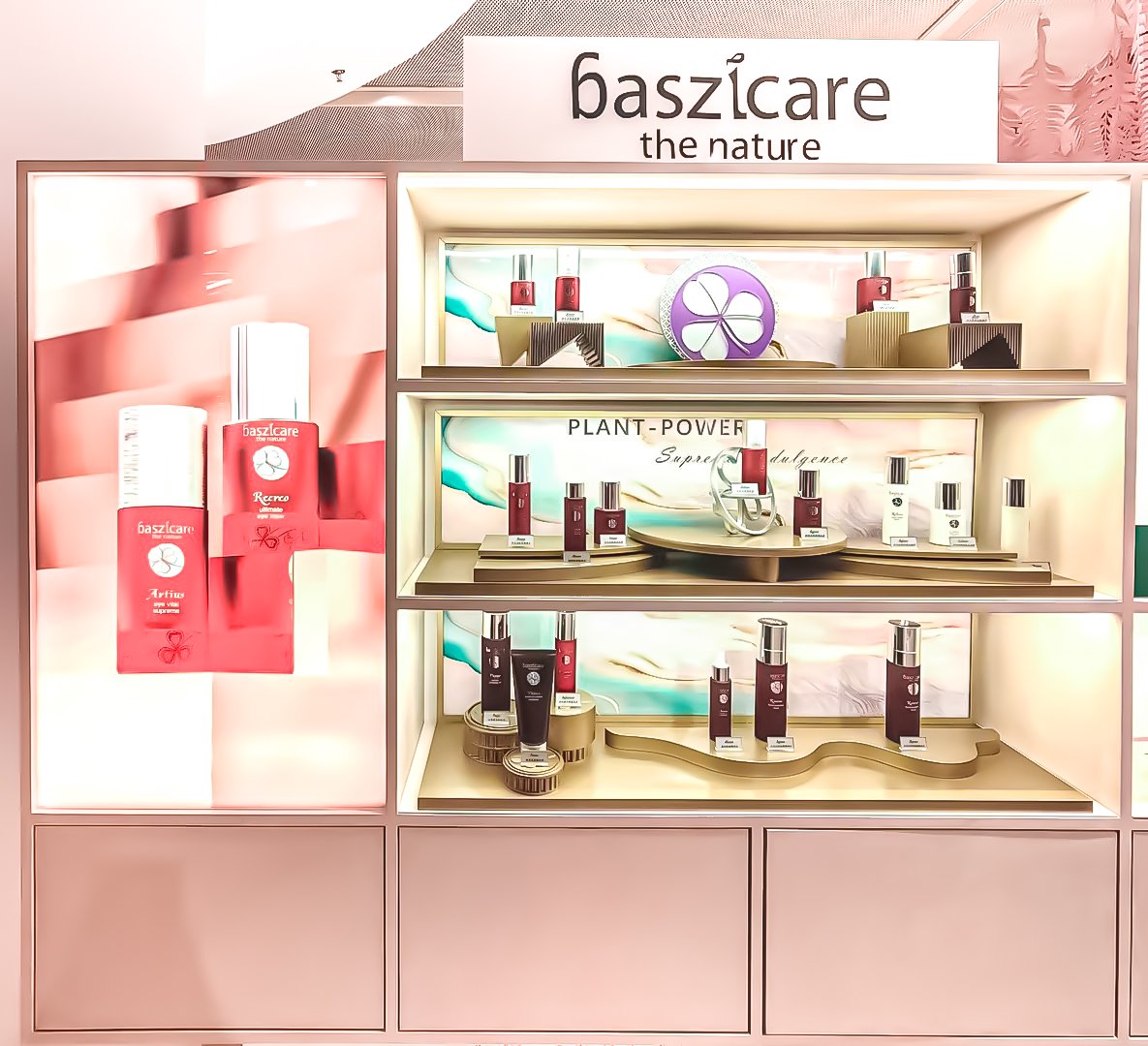 国内四座SKP 全覆盖 高端护肤品牌Baszicare入驻武汉SKP-S_新浪新闻