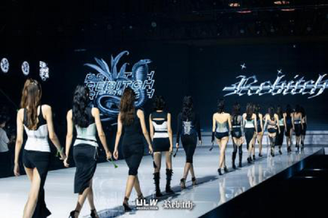 美背海浪束腰 ”开创品牌REBITCH 何以成为行业产品革命先驱_新浪新闻