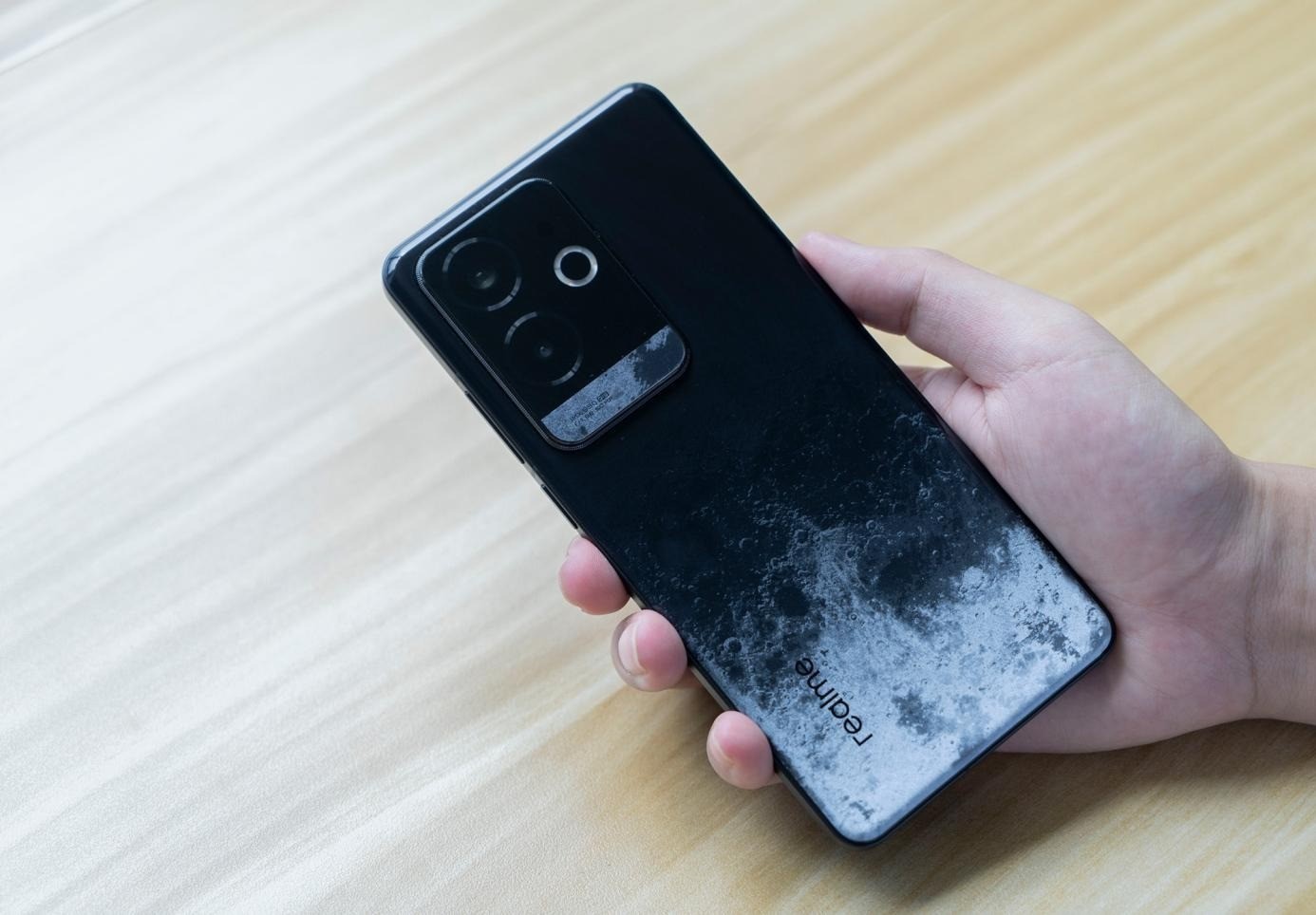 真我GT7 Pro年底来袭！预计搭载骁龙 8 Gen4旗舰芯|真我|realme_新浪科技_新浪网