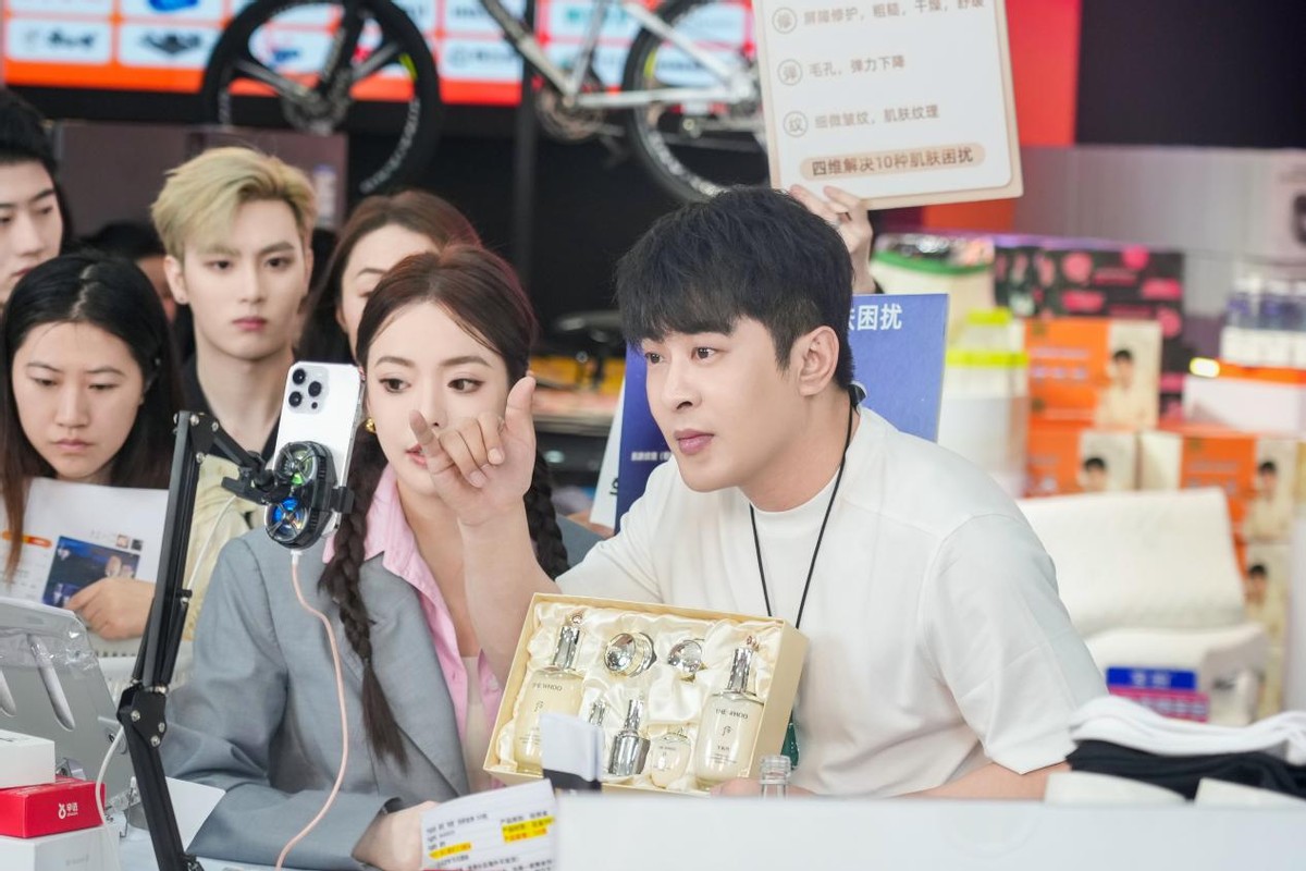 辛巴辛选开启“818电商节” 单场销量超1000万单|辛巴|销售额|直播_新浪科技_新浪网