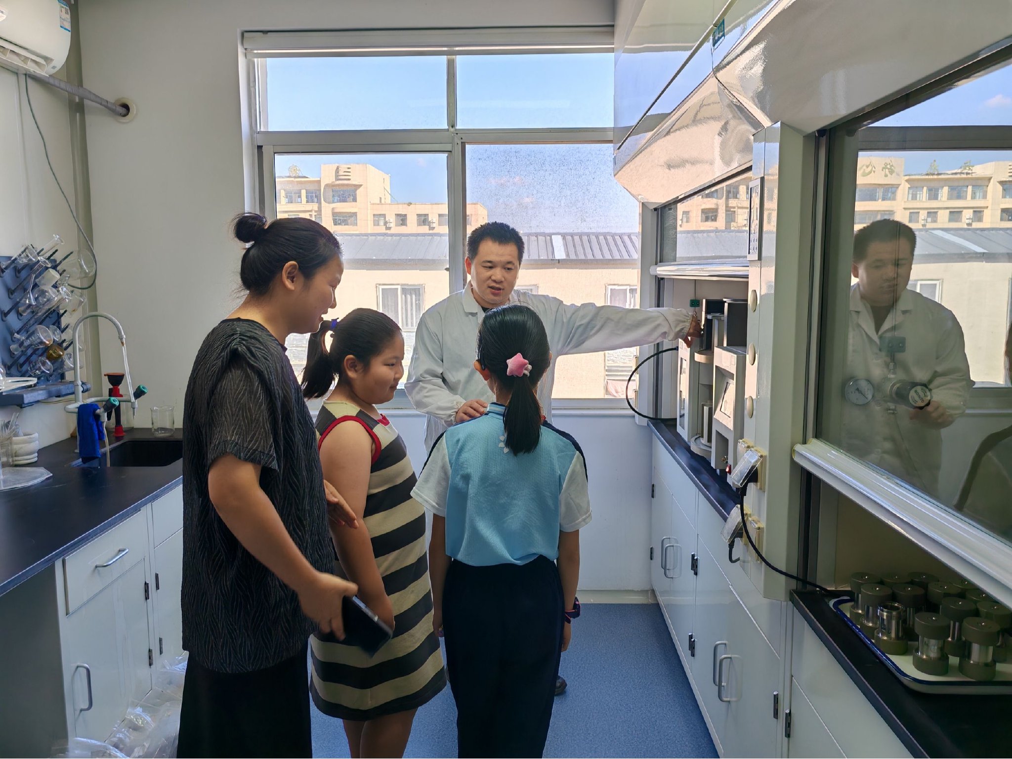 山东文登开展探秘环境监测主题活动|山东省_新浪财经_新浪网