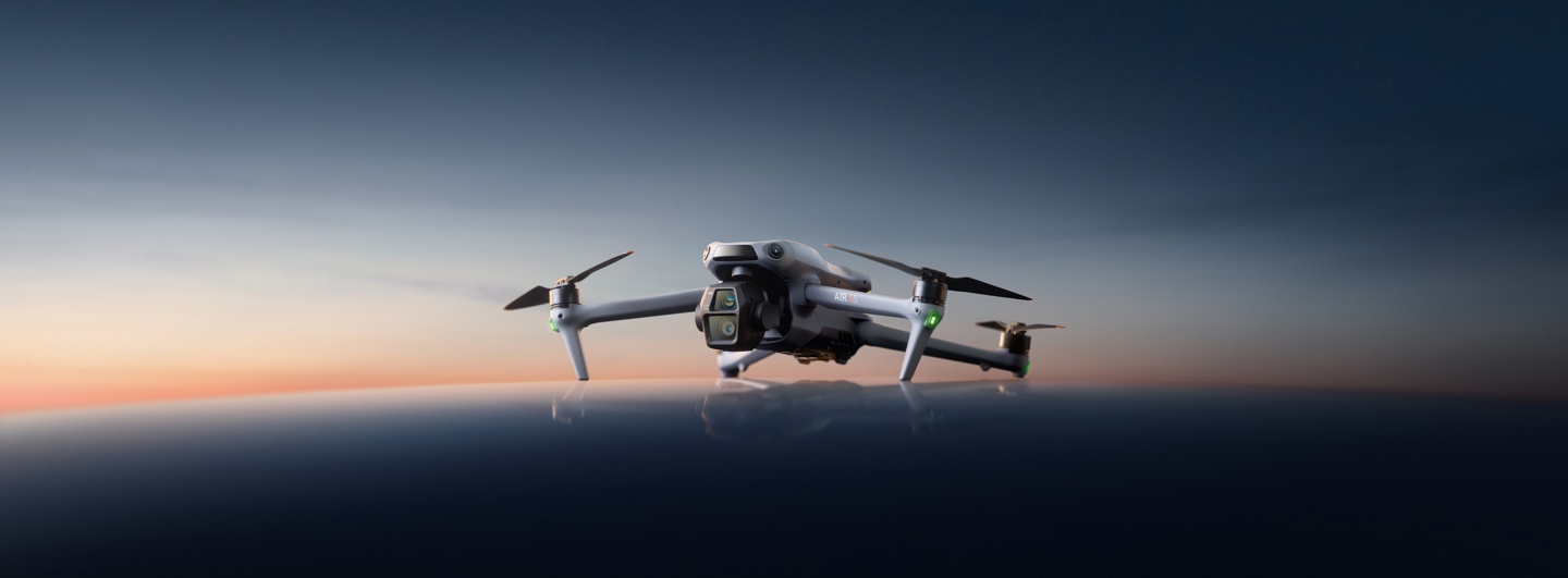 大疆 DJI Air 3S 航拍无人机发布：24mm+70mm 双摄，主摄一英寸底，6988 元起|无人机|大疆|航拍_新浪科技_新浪网