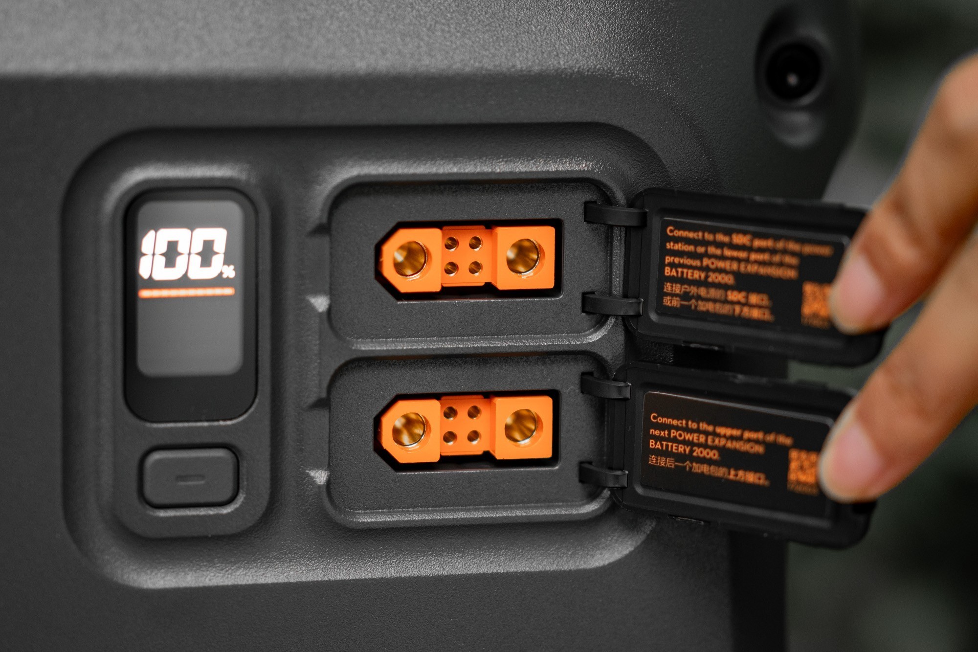 DJI Power 2度电加电包评测：提升户外电源的性能和持续供电时长|DJI|SDC|设计_新浪科技_新浪网