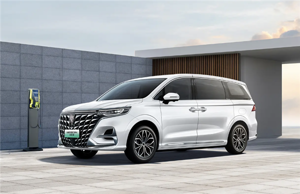 共享别克GL8插混技术！荣威iMAX8 DMH新陆尊官宣11月上市|荣威iMAX8|别克GL8|iMAX8_新浪科技_新浪网