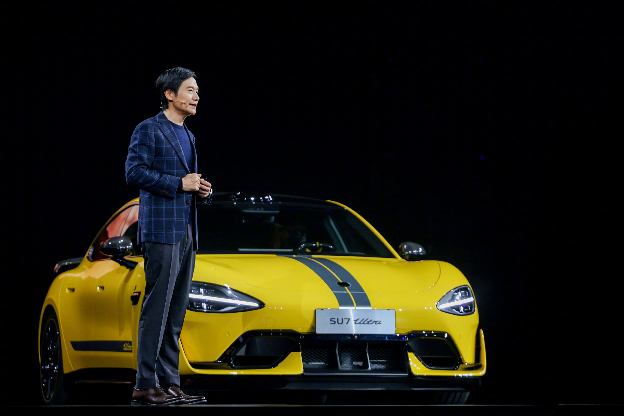 小米“迟到的直播”：雷军回忆纽北往事，SU7 Ultra将亮相广州车展|雷军|小米|广州车展_新浪科技_新浪网