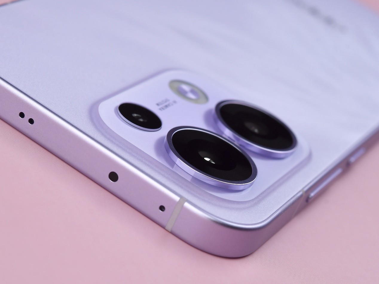 更适合年轻人的超美小直屏 OPPO Reno13全面评测_新浪科技_新浪网