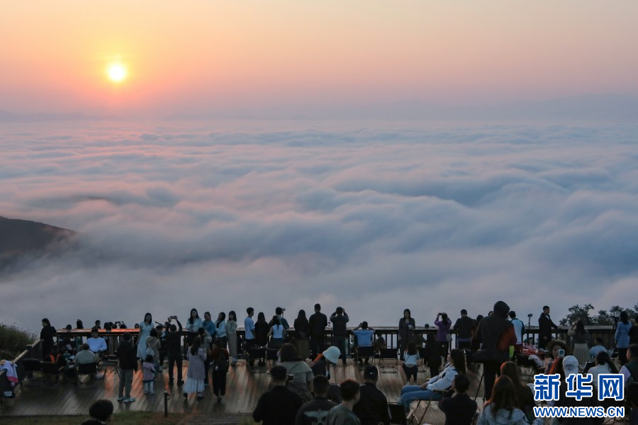 彩云之南秀出“国际范”——国际传播热词里的云南|云南省_新浪新闻