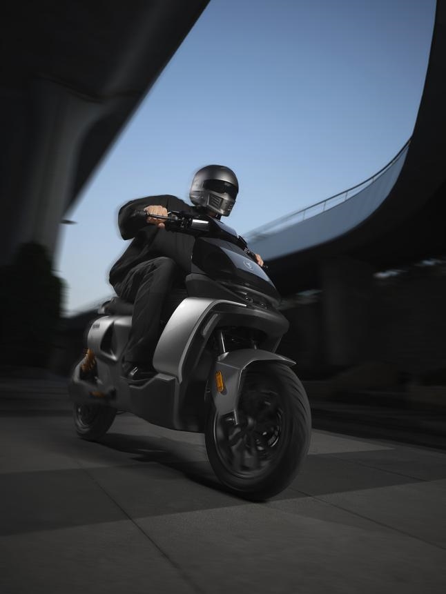 九号电动车实力如何？机械师MMAX2 110P硬核配置带来“高分”体验_新浪科技_新浪网