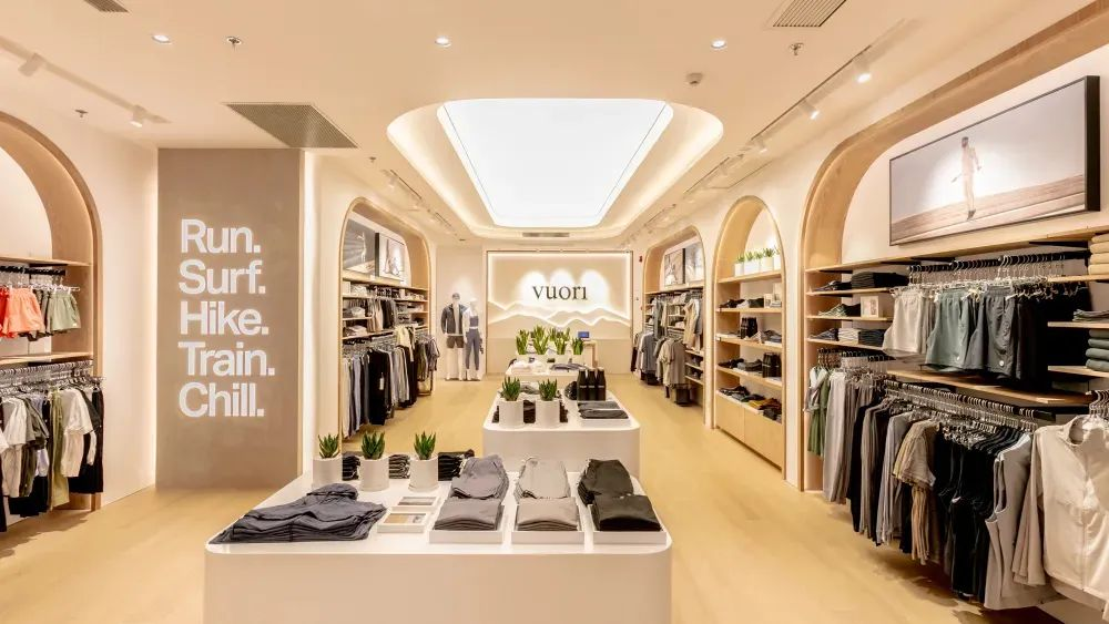 lululemon的品牌故事– Alo与Vuori的后来之争__财经头条