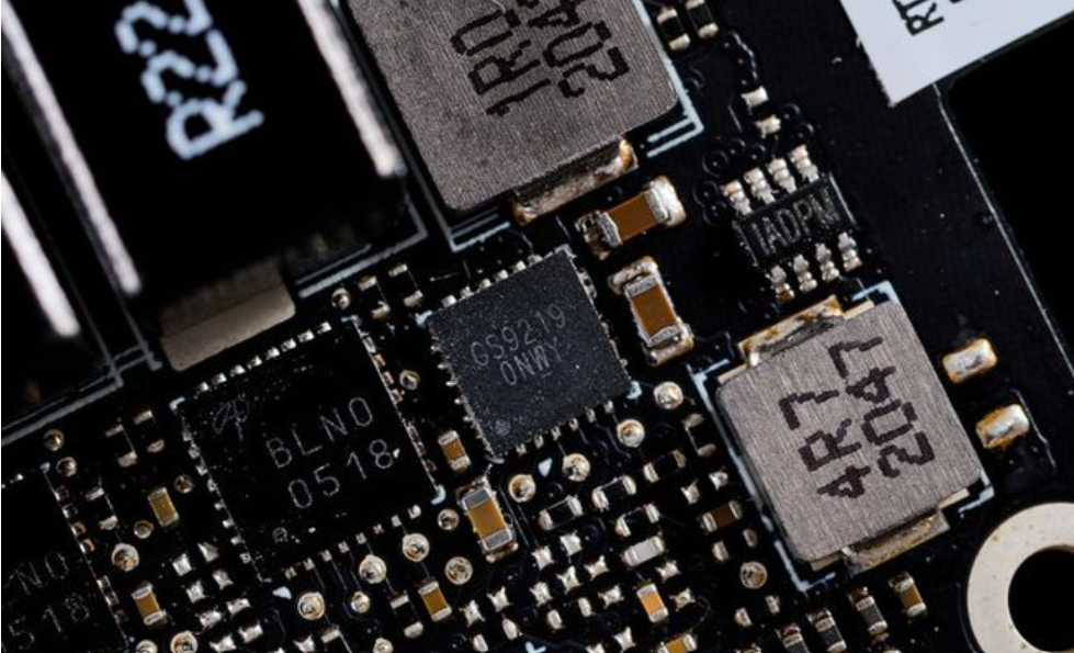 英偉達新「王炸」，未發先難產？ - 新浪香港