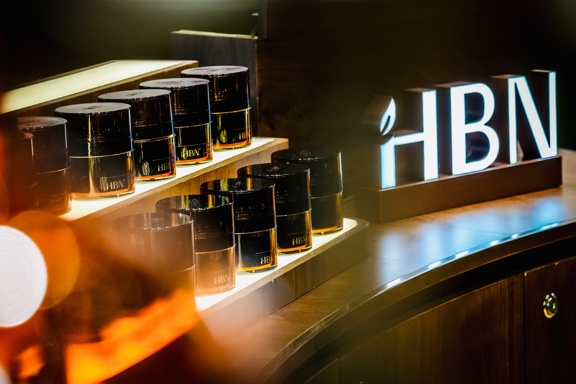 国货美妆HBN站在了“成分党”风口上|国货_新浪财经_新浪网