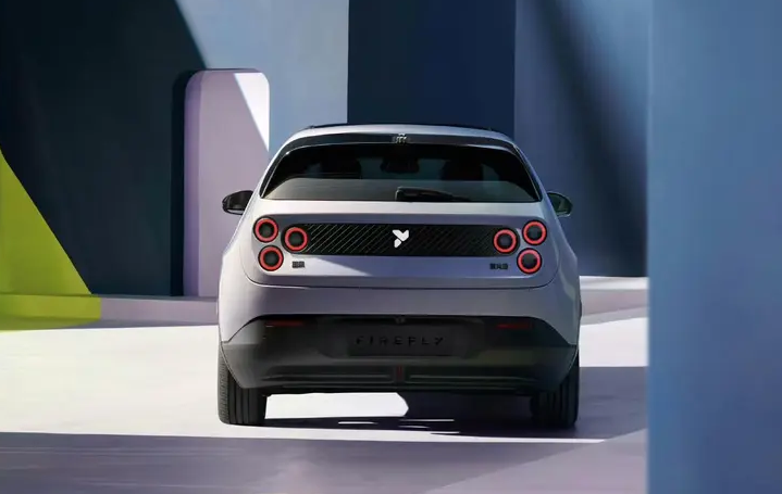 L3智驾+1400km续航！2025年值得关注的新能源车，谁是三观颠覆者？_新浪财经_新浪网