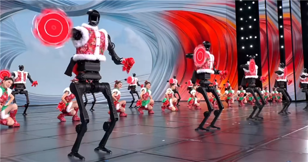 蛇年春晚同款！宇树科技Unitree H1人形机器人京东首发：身高1米8 售价6.5万元|机器人|京东_新浪科技_新浪网