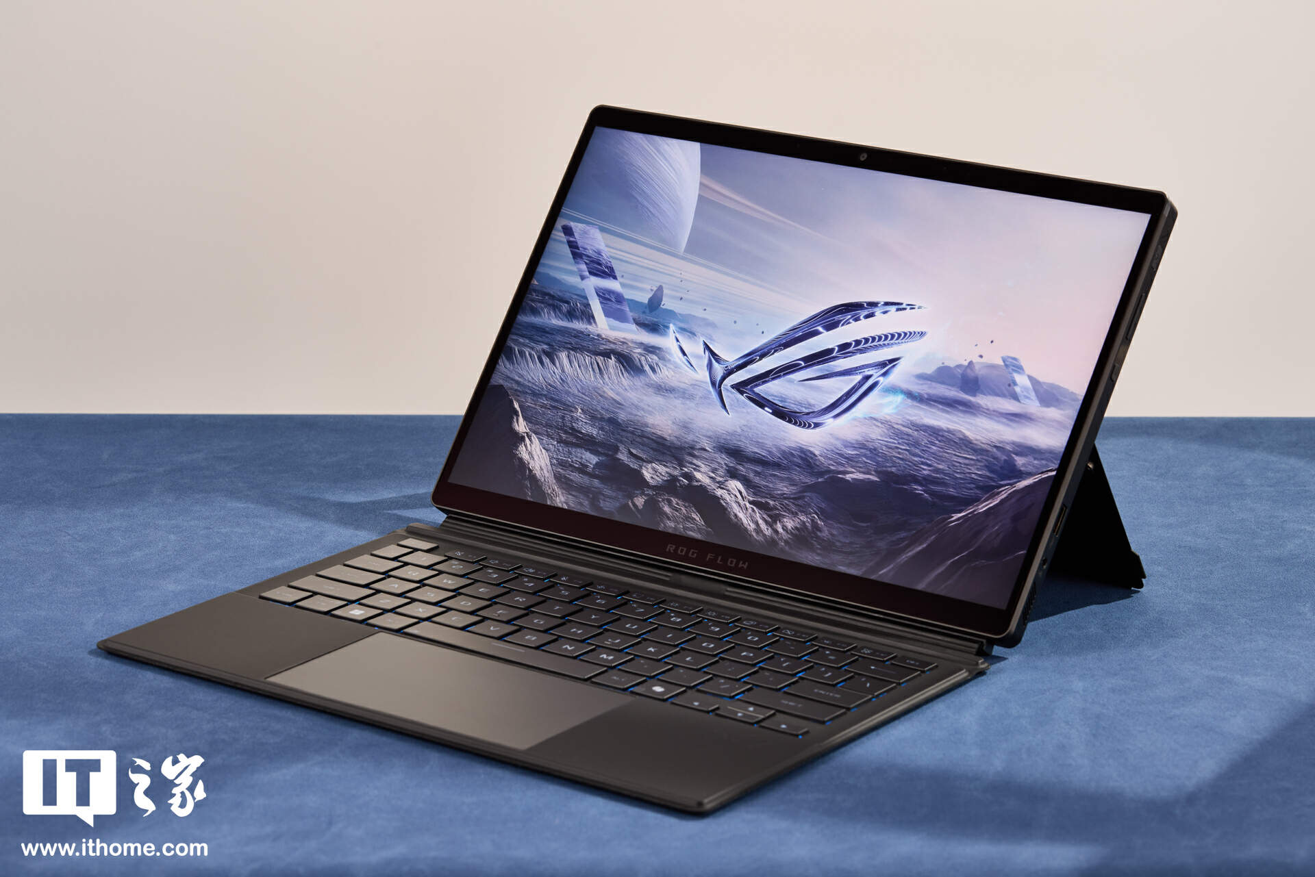 【IT之家评测室】ROG 幻 X 2025 深度体验：首发 AMD Strix Halo！游戏体验比肩 RTX4060|华为平板|设计|ROG ...