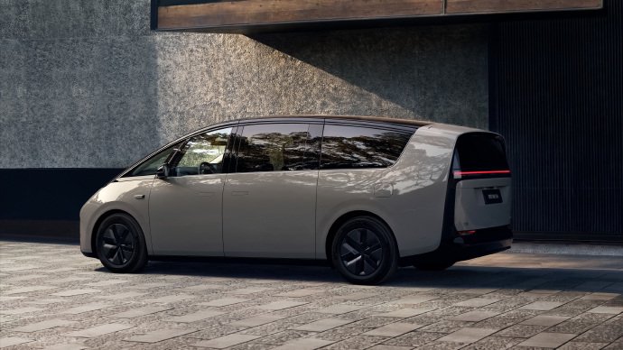 理想 i 系列首款纯电 SUV i8 发布，延续 MEGA 及 L 系列设计风格|SUV|i8|理想汽车_新浪科技_新浪网