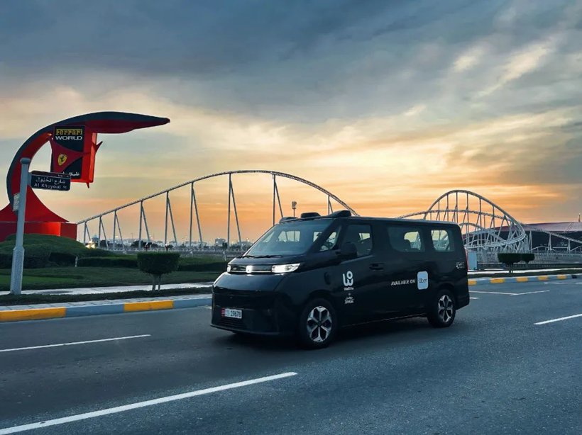 Robotaxi GXR在京开启纯无人商业运营-新浪汽车