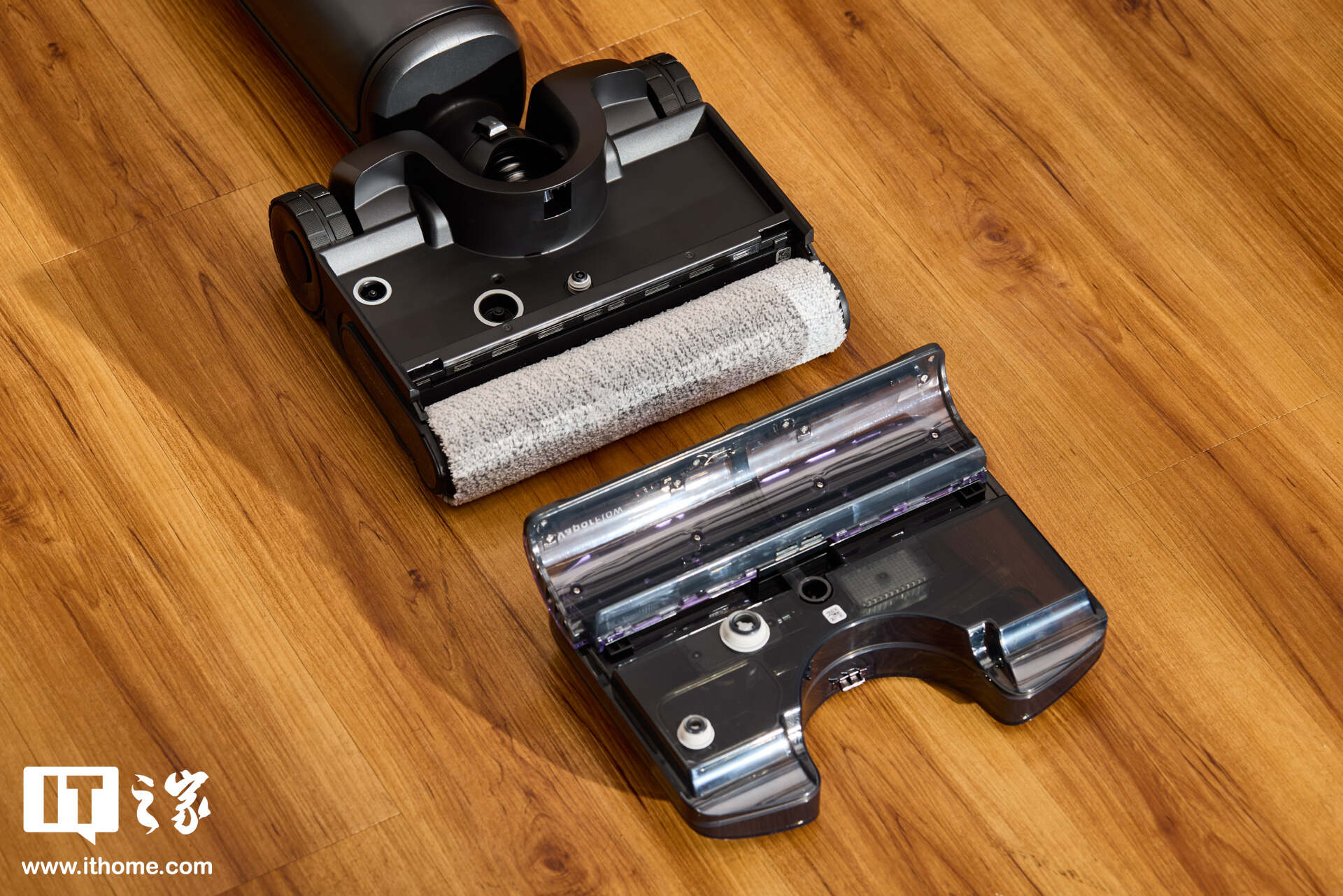 【IT之家图赏】石头首创蒸汽 + 热水双效洗地：石头智能洗地机 A30 Pro Steam 实拍_新浪科技_新浪网