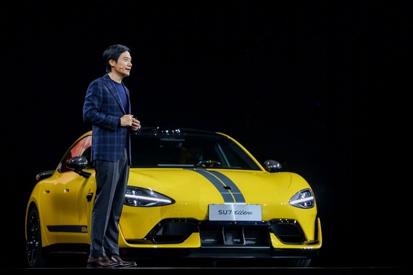 汇丰预测小米SU7 Ultra今年销量将达3万辆 看好股价上涨|小米_新浪科技_新浪网