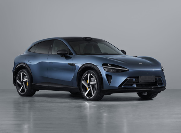 曝小米YU7将不会标配英伟达Thor芯片 苦一苦标准版？|小米_新浪科技_新浪网