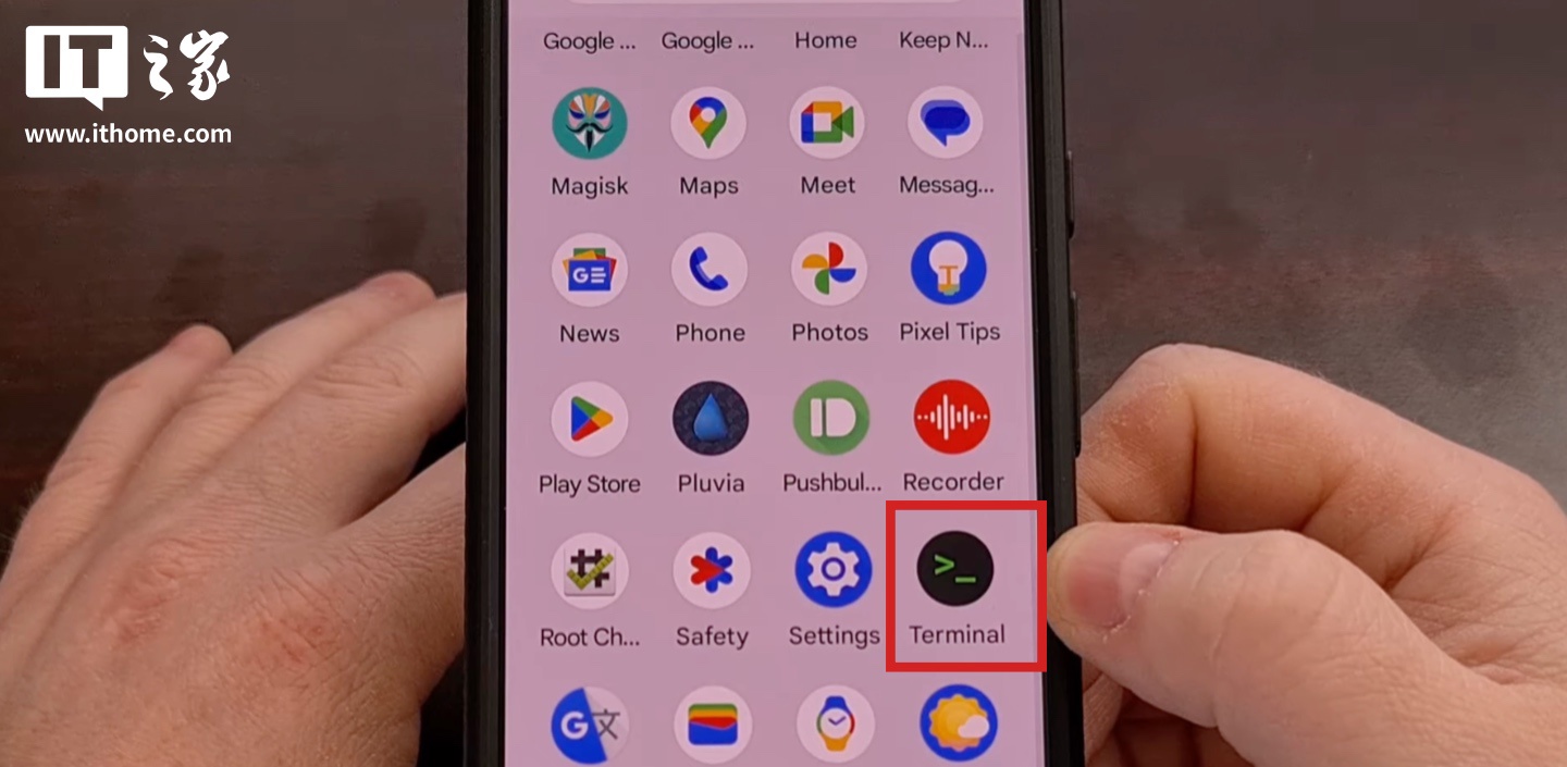 谷歌为 Pixel 手机推出 Debian Linux 开发环境，安卓 15 最新版可启用开发者模式部署终端 App|谷歌|linux|安卓 ...