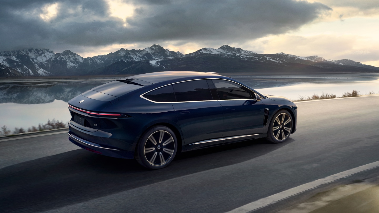 蔚来 ET9 车型将于 3 月 22 日-23 日开启试驾，汽车搭“天行底盘”强调极限飞坡场景表现|蔚来|试驾_新浪科技_新浪网