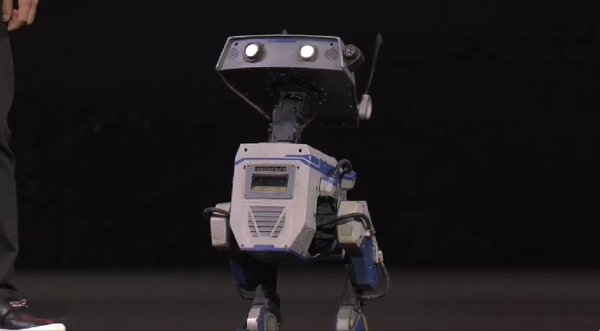 英伟达推出开源人形机器人模型GR00T N1 全球首款|英伟达|机器人|AI_新浪科技_新浪网