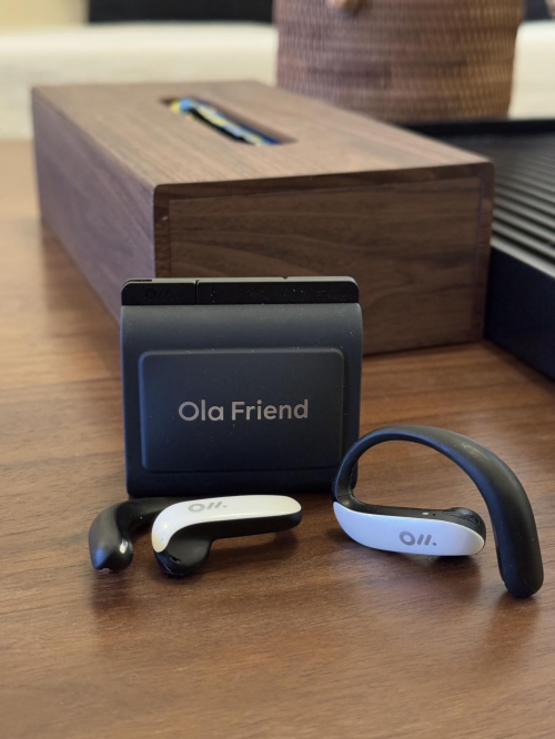 重新定义无感佩戴，Ola Friend开放式耳机让耳朵能够“大口呼吸”_新浪财经_新浪网