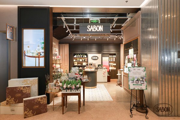 "瓶借春光，旧有新生"「SABON萨邦」携手花艺品牌「WILDE王尔德」共启世界地球日环保花艺之旅|SABON_新浪财经_新浪网