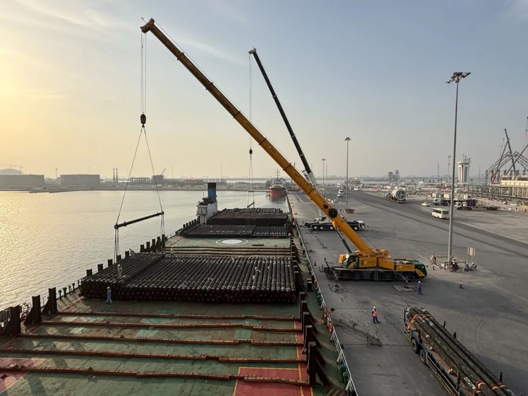 RUYA项目首船海管运抵卡塔尔并完成清关卸运|卡塔尔_新浪财经_新浪网