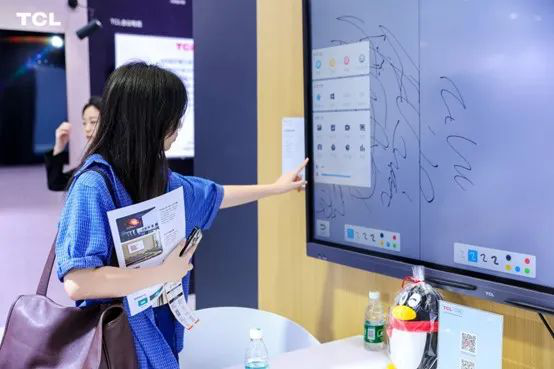 TCL亮相InfoComm China 2025，科技引领商显行业全面进化|TCL_新浪财经_新浪网