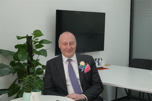 美卓集团：深耕中国移动式破碎领域！2024年全球骨料业务营收超100亿元|移动_新浪财经_新浪网