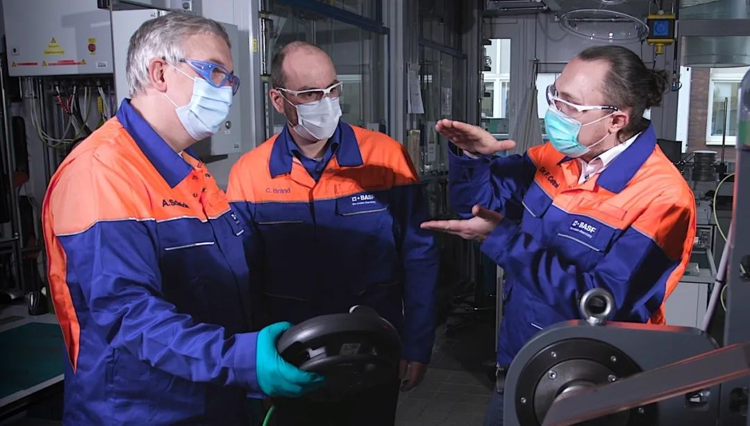 巴斯夫美国扩产Licity负极粘结剂 助力锂电池本地化发展|巴斯夫_新浪财经_新浪网