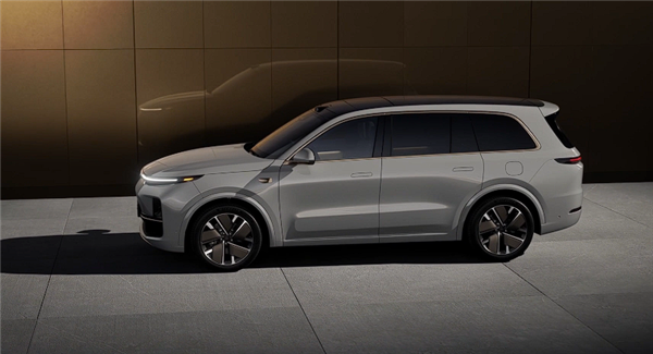 40万级家用SUV标杆！焕新版理想L9上市：40.98万起|SUV|35-50万|理想L9_新浪科技_新浪网