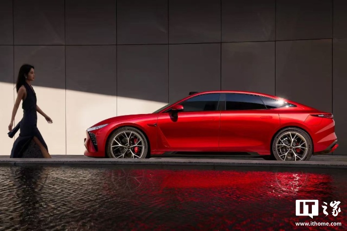 2025 款星途星纪元 ES 纯电版上市：升级骁龙 8295P 芯片，18.98 万元起|星途_新浪科技_新浪网