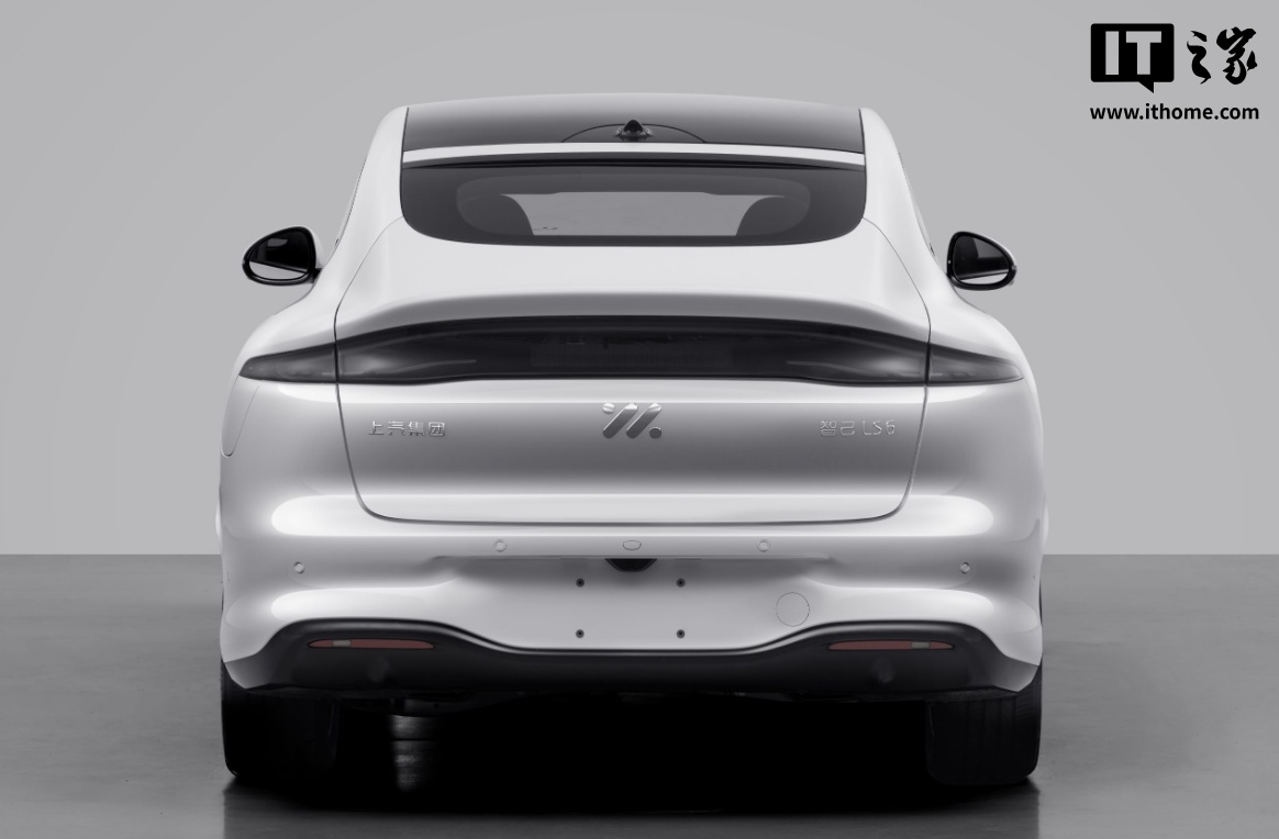 纯电 / 增程新版将至，现款智己 LS6 汽车限时一口价 19.49 万元起_新浪科技_新浪网