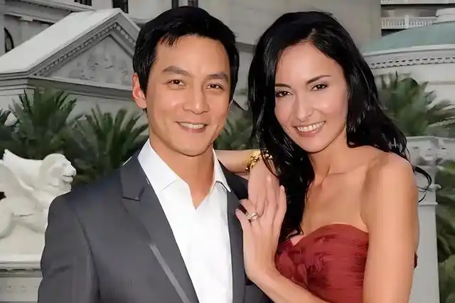 吴彦祖晒骑马视频为妻子Lisa庆47岁生日：我们最好的年华还在后头|吴彦祖_新浪财经_新浪网