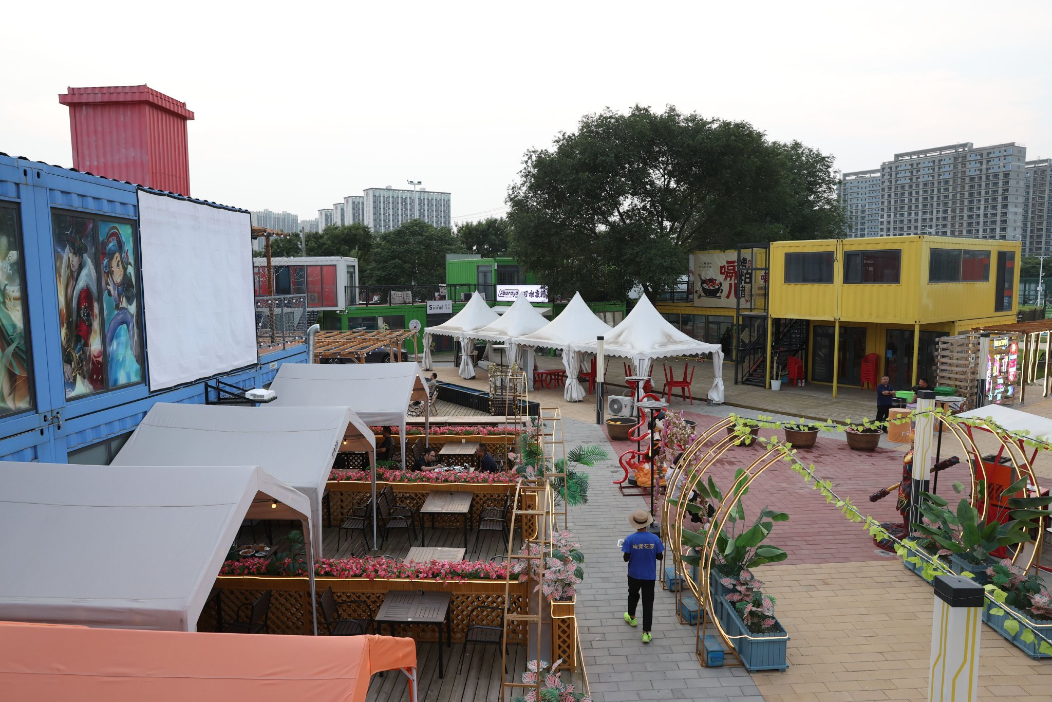 电竞啤酒花园火热“上新”！北京智慧电竞赛事中心打造消费新场景|电竞_新浪财经_新浪网