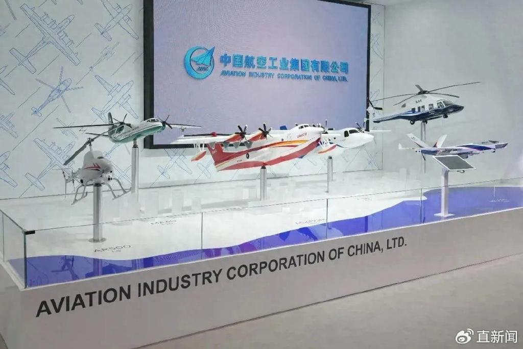 歼-10CE位列“C位”，歼-35A境外首展|无人机_新浪财经_新浪网