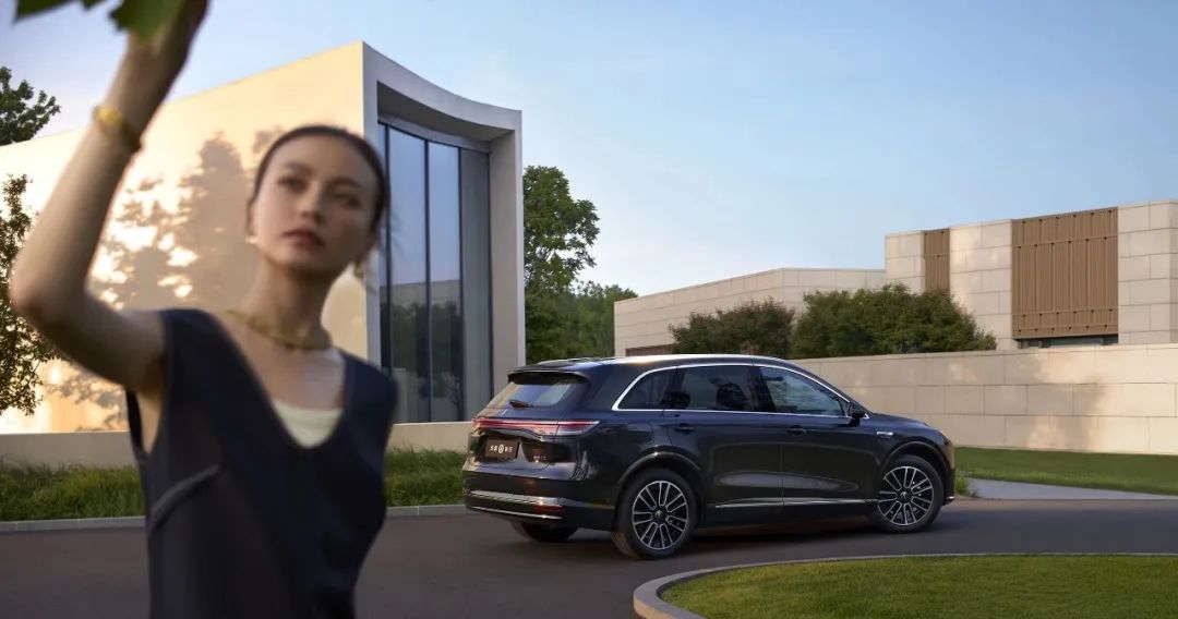 鸿蒙智行双车连发：尚界H5携ADS4登场，享界S9T首曝官图|智行_新浪财经_新浪网