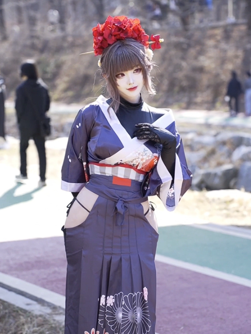 B站最快速达到百万粉丝的博主诞生，一名来自韩国的职业女Coser|B站_新浪财经_新浪网