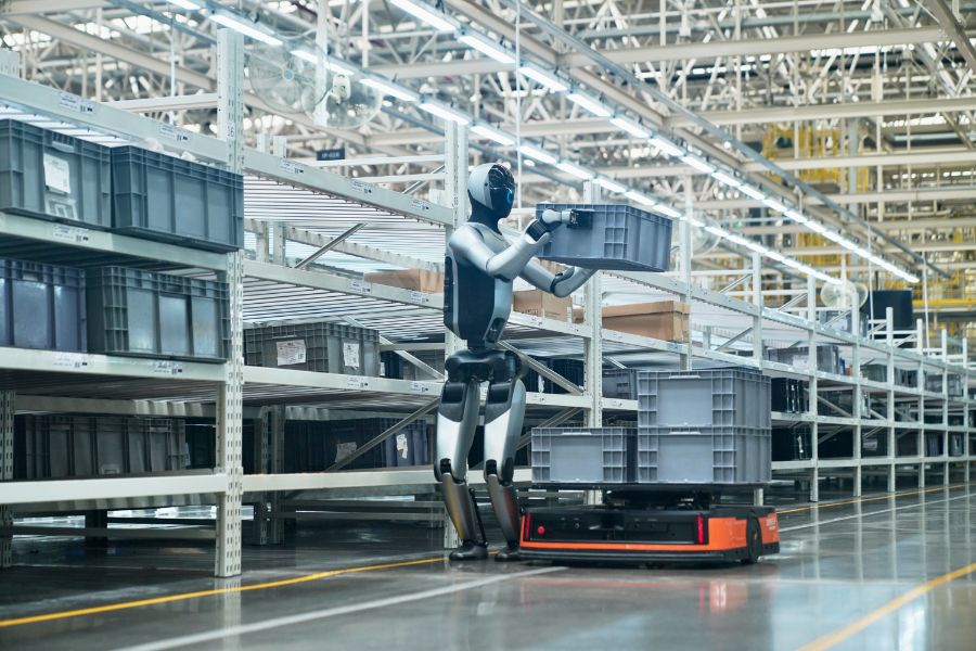 软硬件全面升级，优必选工业人形Walker S2来了|优必选_新浪财经_新浪网