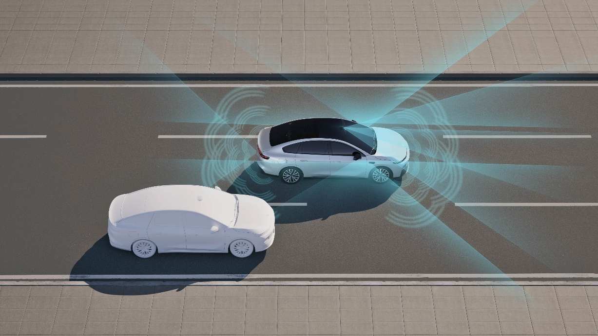 主流轿车新答案？零跑B01上市 6大满配体验终结“低配妥协”|轿车_新浪财经_新浪网