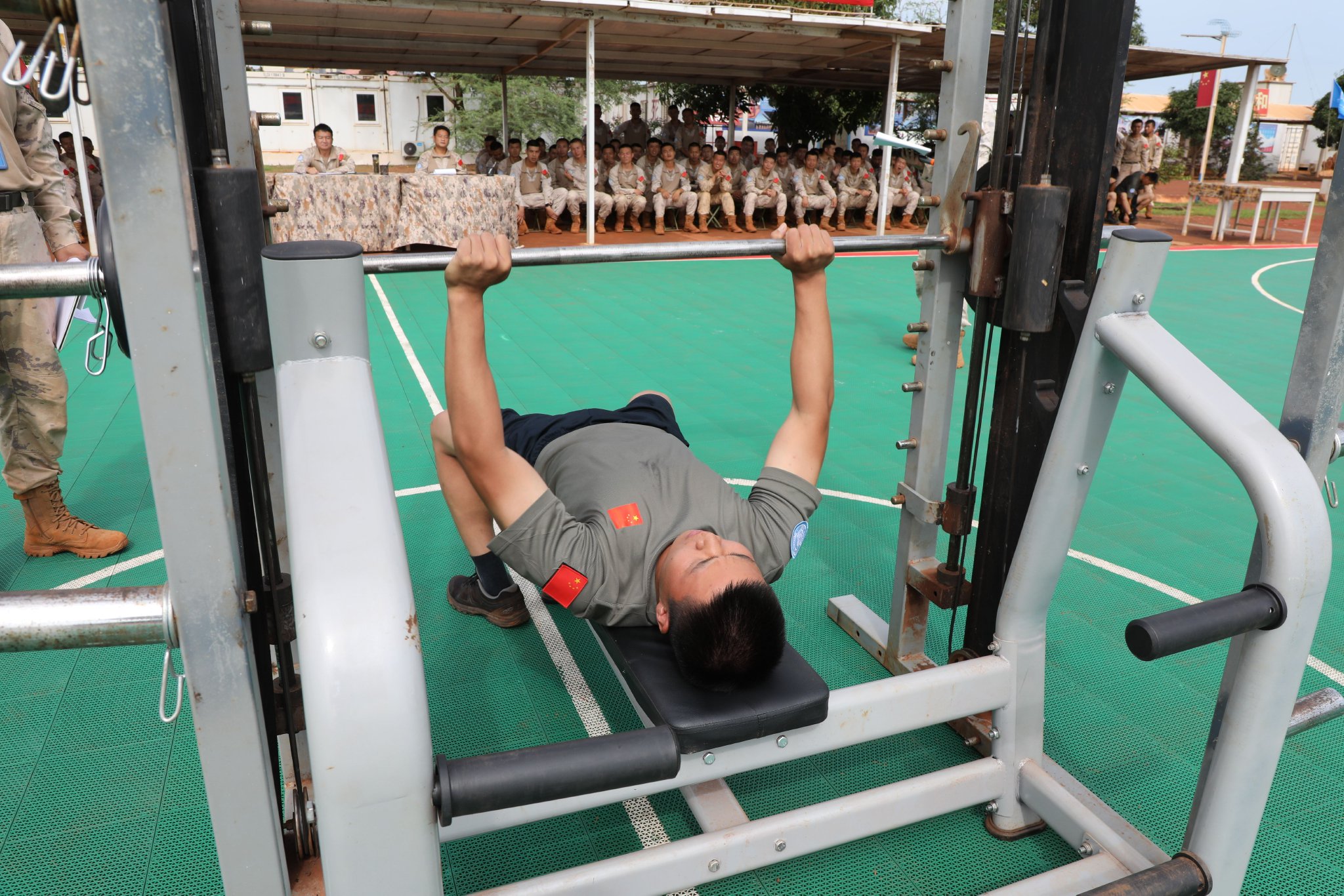 我维和工兵举办\\\"八一标\\\"军事体育竞赛|维和_新浪财经_新浪网