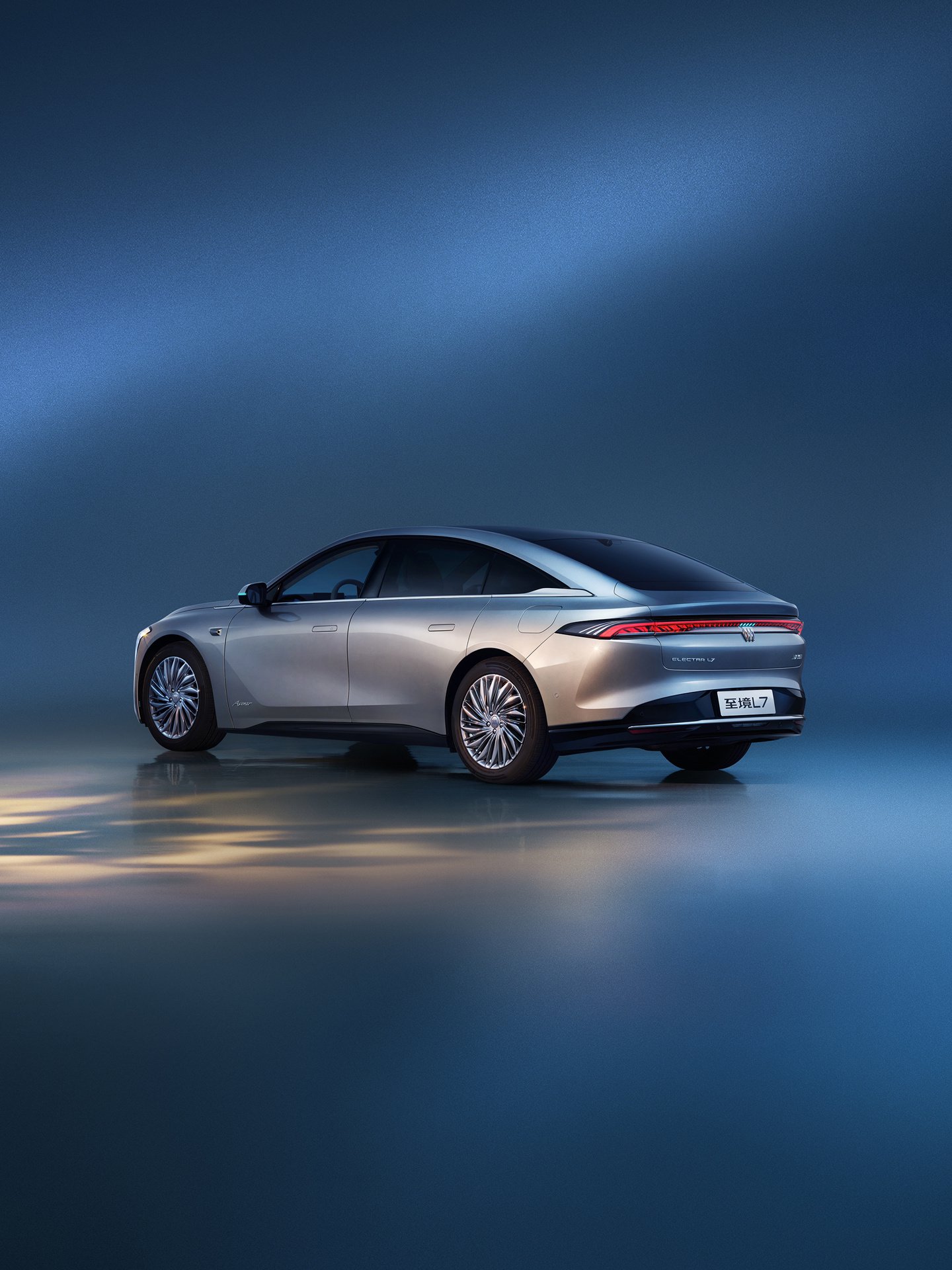 别克至境 L7 内饰曝光：悬浮式中控屏，预计配备大尺寸 HUD|别克_新浪科技_新浪网