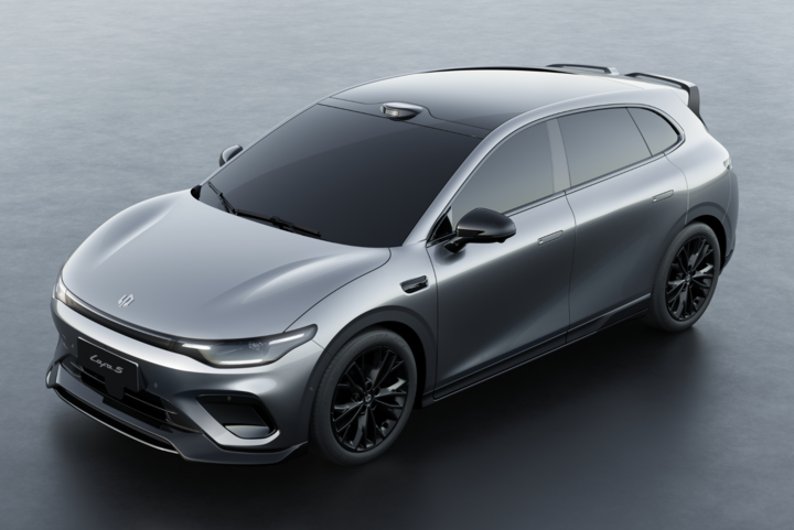 零跑两厢车 Lafa 5 欧洲首秀，CEO 朱江明：明年月销 10 万辆|两厢_新浪科技_新浪网