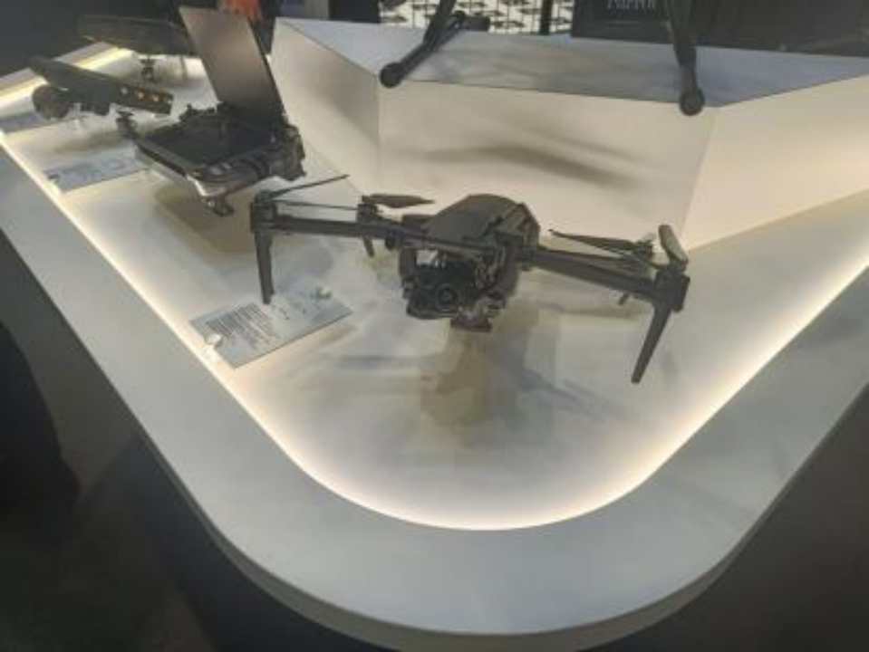 Hextronics 与 Parrot 合作，展示 ANAFI UKR 无人机集成解决方案|无人机_新浪财经_新浪网