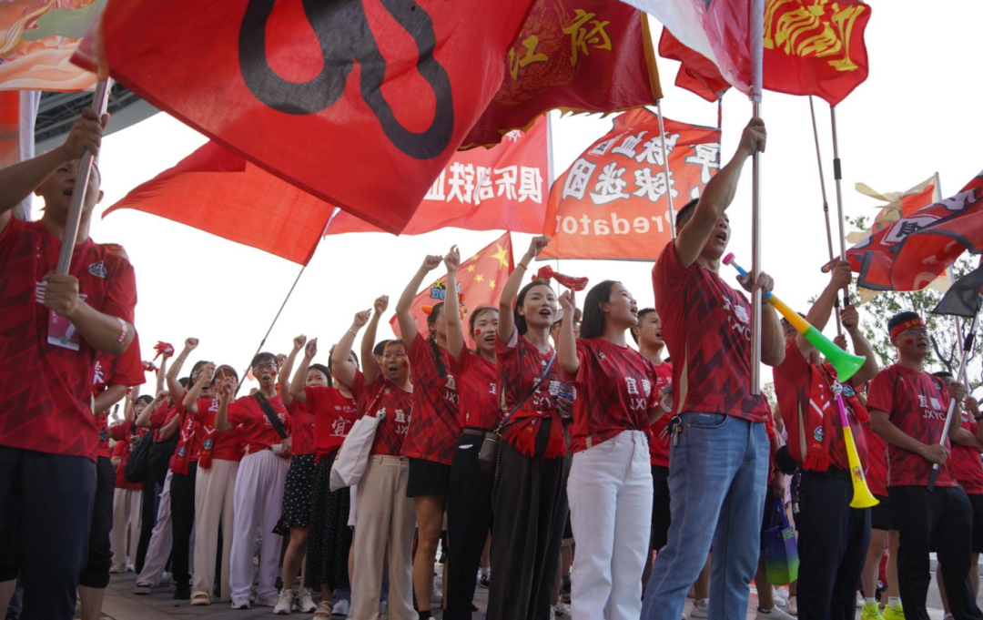 宜春：赣超21分的骄人战绩背后，有一支3000人的助威团|足球_新浪财经_新浪网