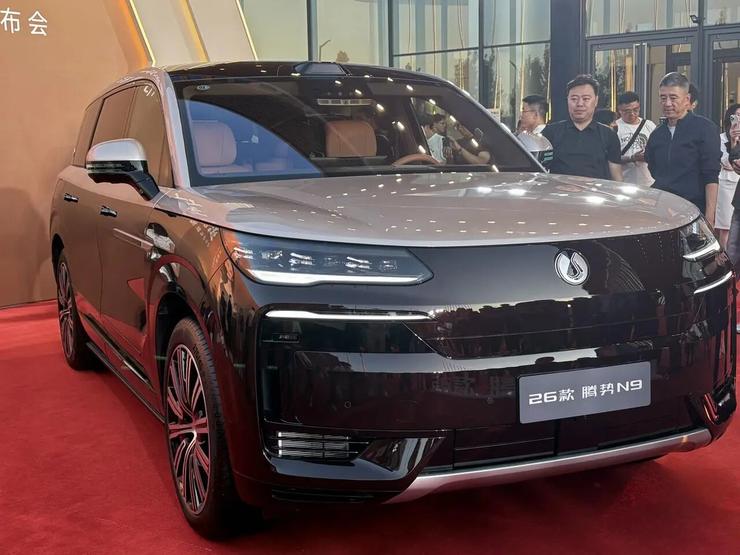 比亚迪发力高端化，新款腾势N9起售38.98万元，可AI订咖啡丨智驾前线|腾势|比亚迪|35-50万_新浪科技_新浪网